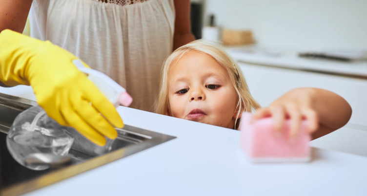 How to Clean and Detox Your Home Naturally (With 5 Recipes for Homemade ...